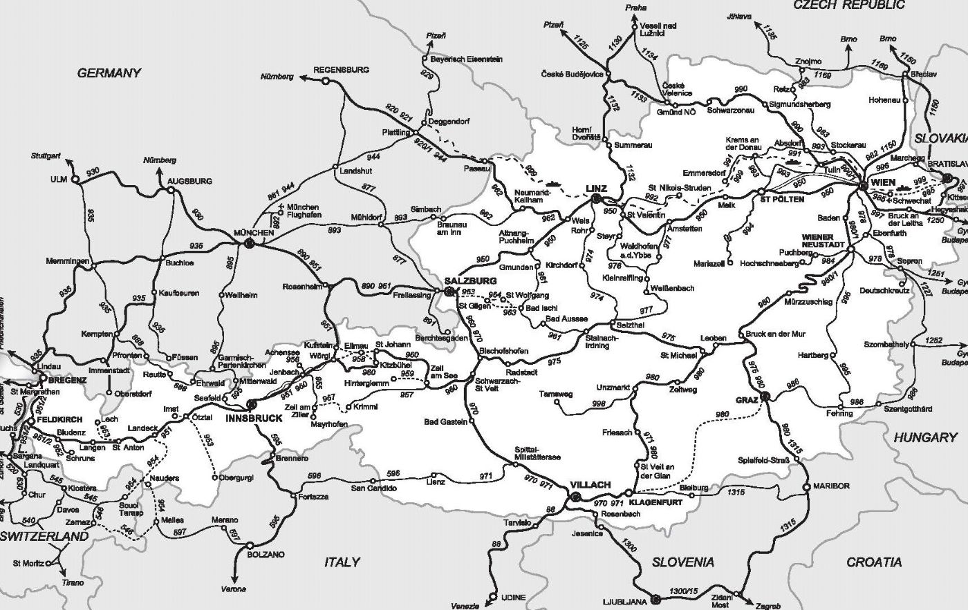 Viajando en tren: El singular viaje del expreso "Alpine Pearls"