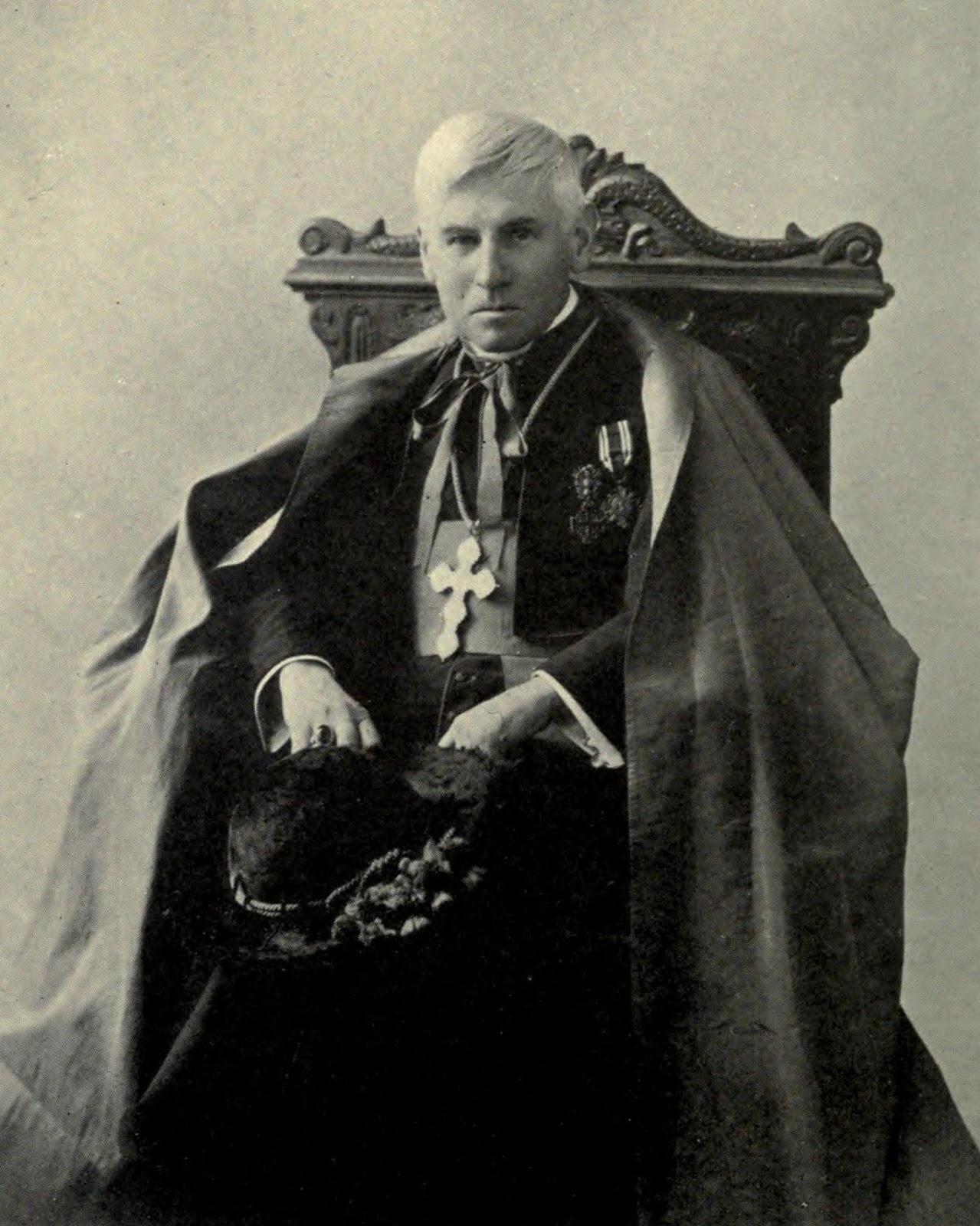 Andrew Simpson: Rev. Henry Lloyd Bickerstaffe ..... A Victorian Scandal ...