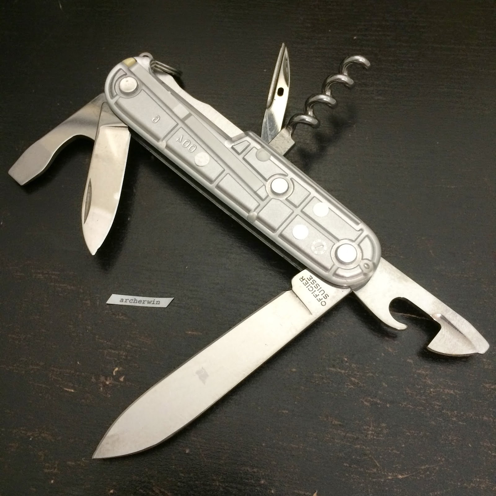 archerwin's Swiss Army Knives: COLLECTION: Victorinox Spartan ...