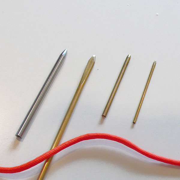 Paracord Lovers/パラコードラヴァース : 必ずできるPERMA LOK JUMBO NEEDLEと550パラコードの接続のコツ