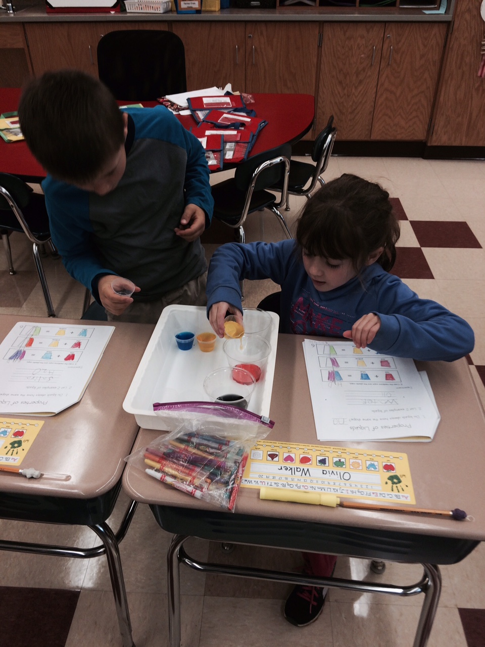 Curious Kids: Exploring Liquids and beyond