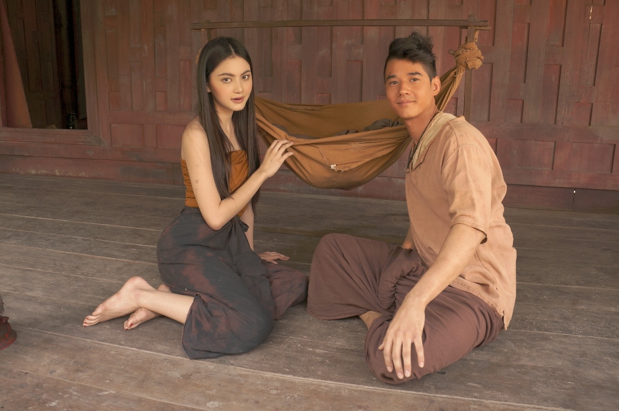 Star Cinema shares to Pinoy moviegoers Asia's funniest ghost story ...