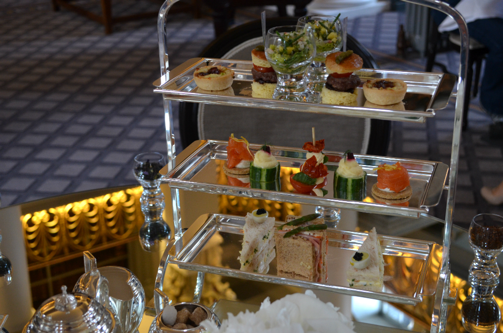 Ever So Juliet | Edinburgh lifestyle blog: AFTERNOON TEA AT THE SIGNET ...