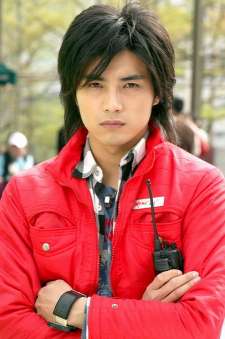 ITAZURA DRAMAS: Mike He