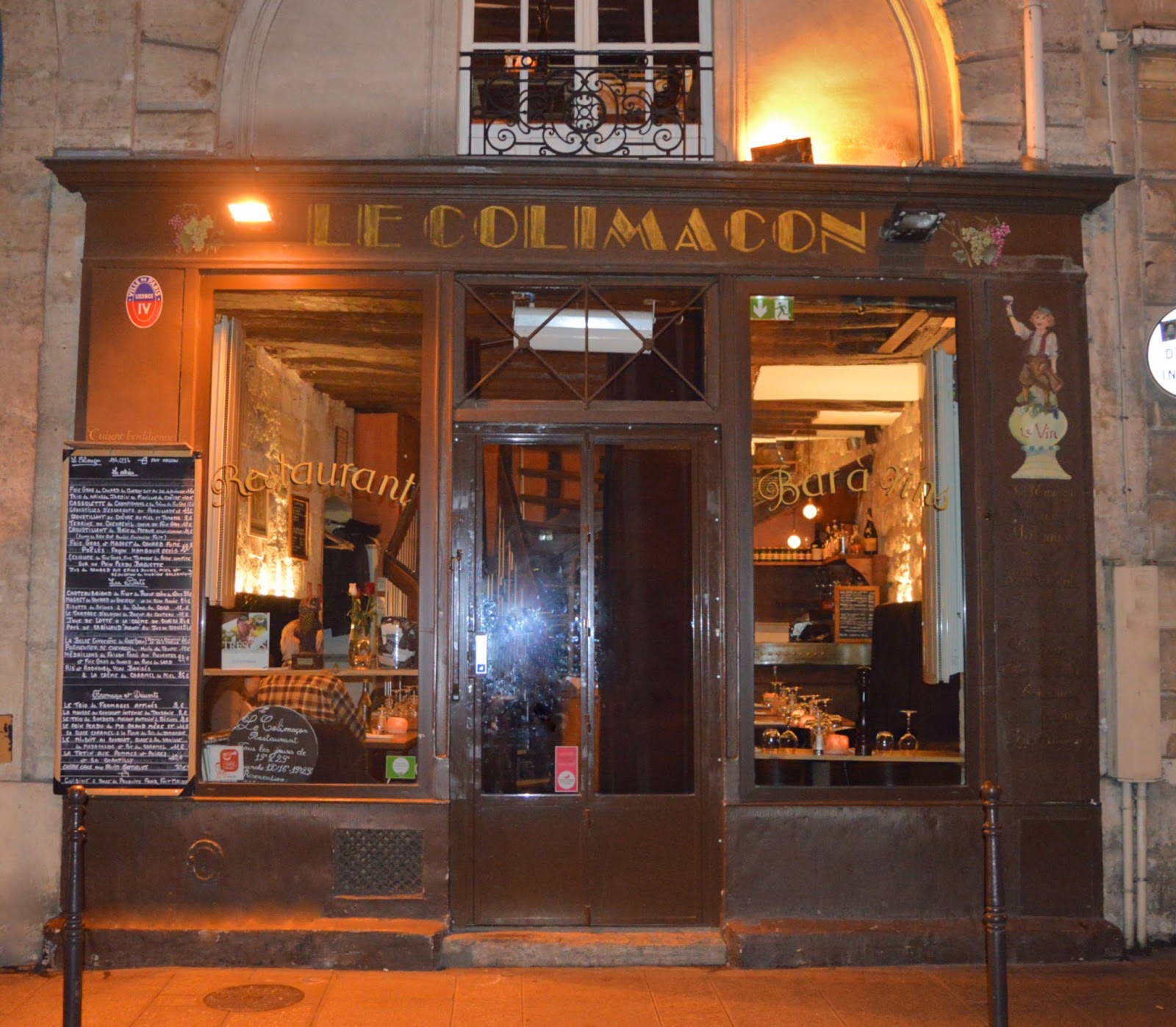 Restaurant "Le Colimaçon" à Paris - Pensine d'une curieuse