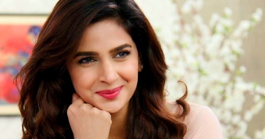 Saba Qamar Height, Weight, Age, Biography, Affairs & More - All Celeb Bio