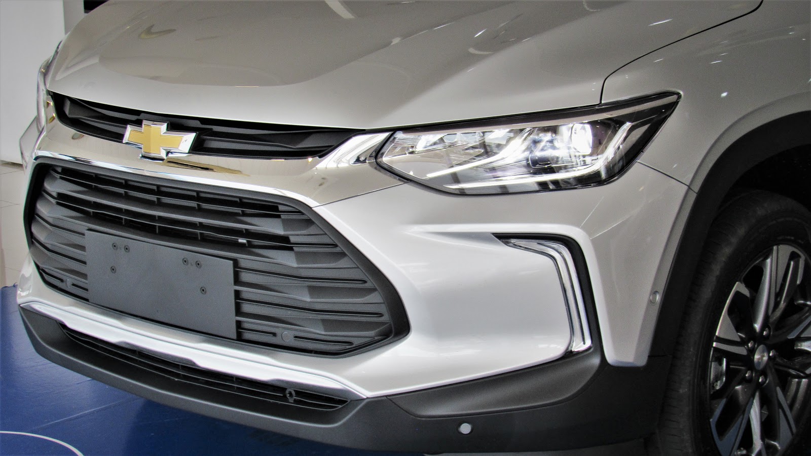 Detalhes do Chevrolet Tracker 2021 nas versões LT, LTZ e Premier