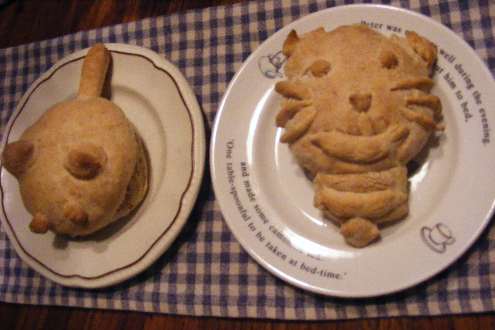 Scrumptious...: Homemade #3: Animal bread