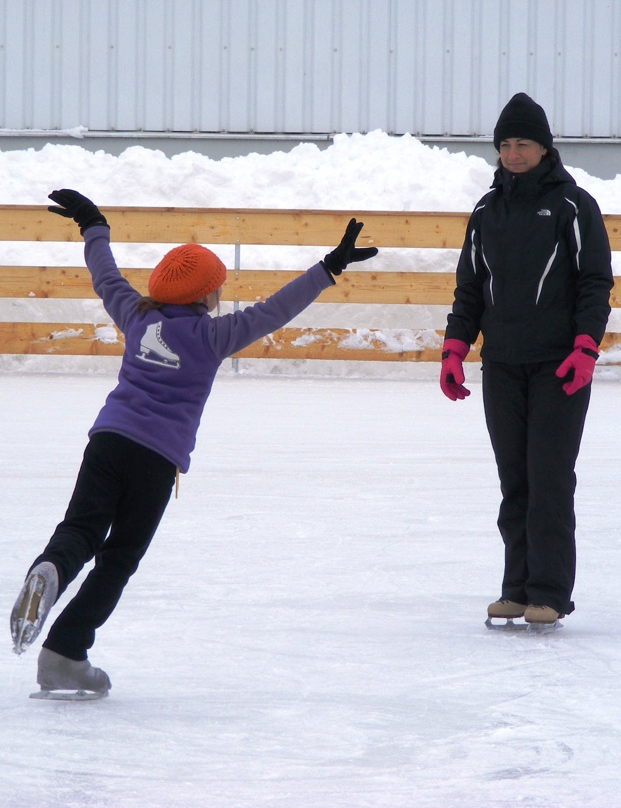 Patinoarul Fiesta Sport: Spectacol de patinaj artistic