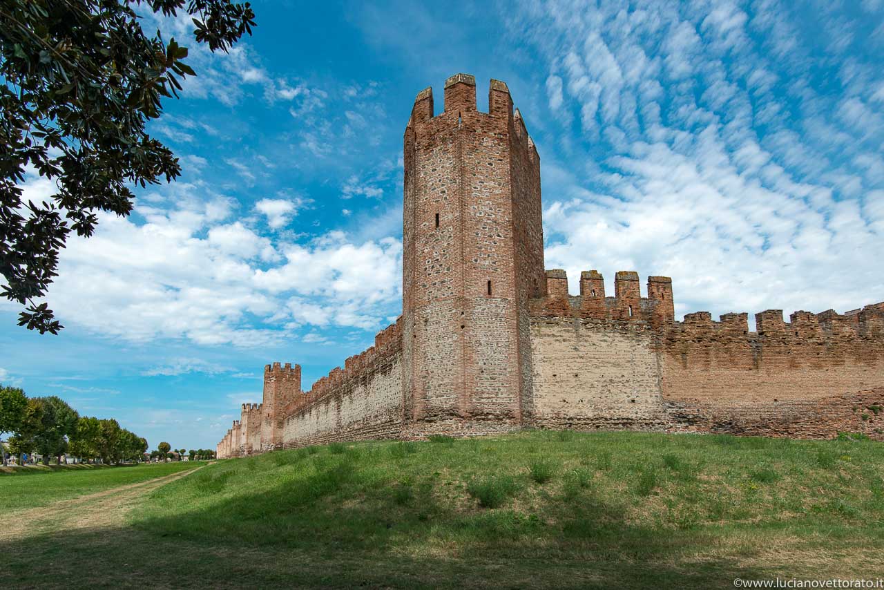 TRAVEL PHOTOGRAPHY : MONTAGNANA - Città murata