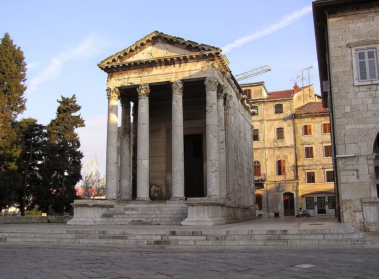 TEMPLOS y CONSTRUCCIONES: Templos y Construcciones Romanas