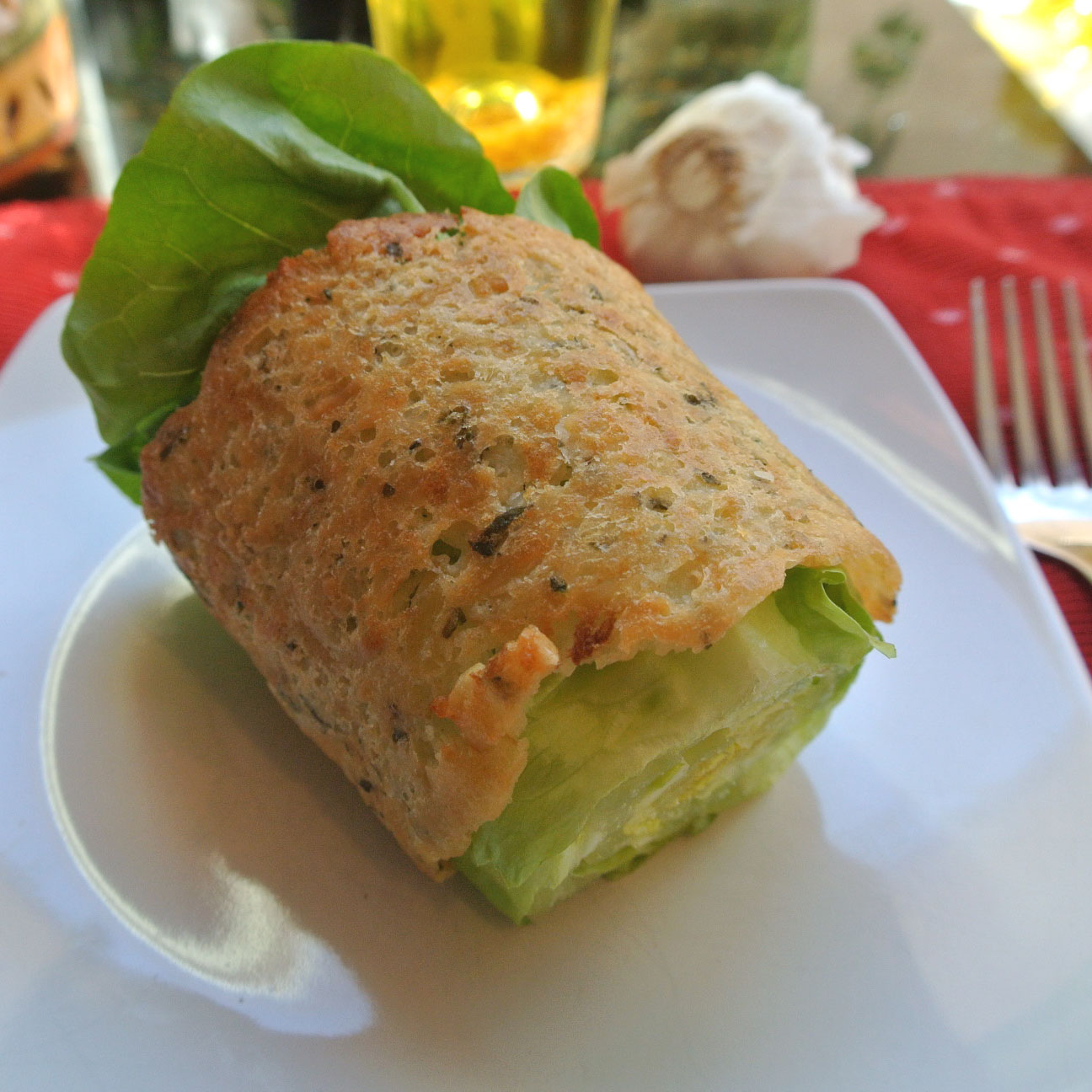 Mom, What's For Dinner?: Garlic Tuiles