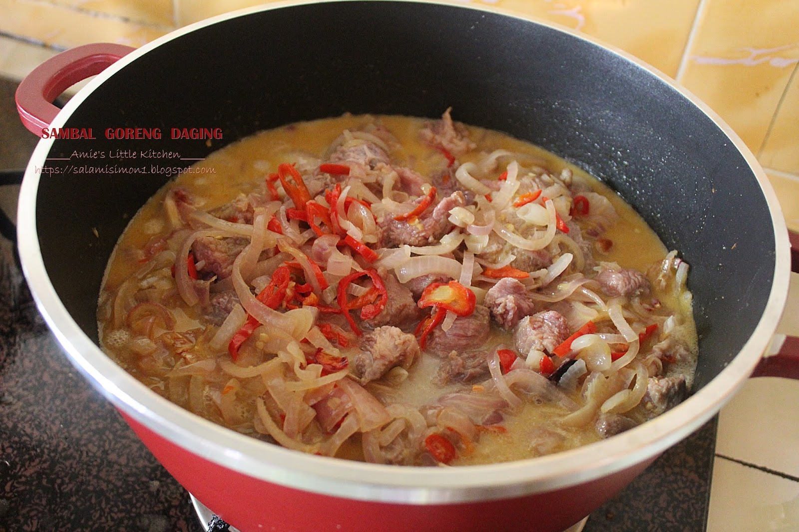 Juadah Hari Raya : Sambal Goreng Daging (Daging Sekilo Bawang Sekilo ...