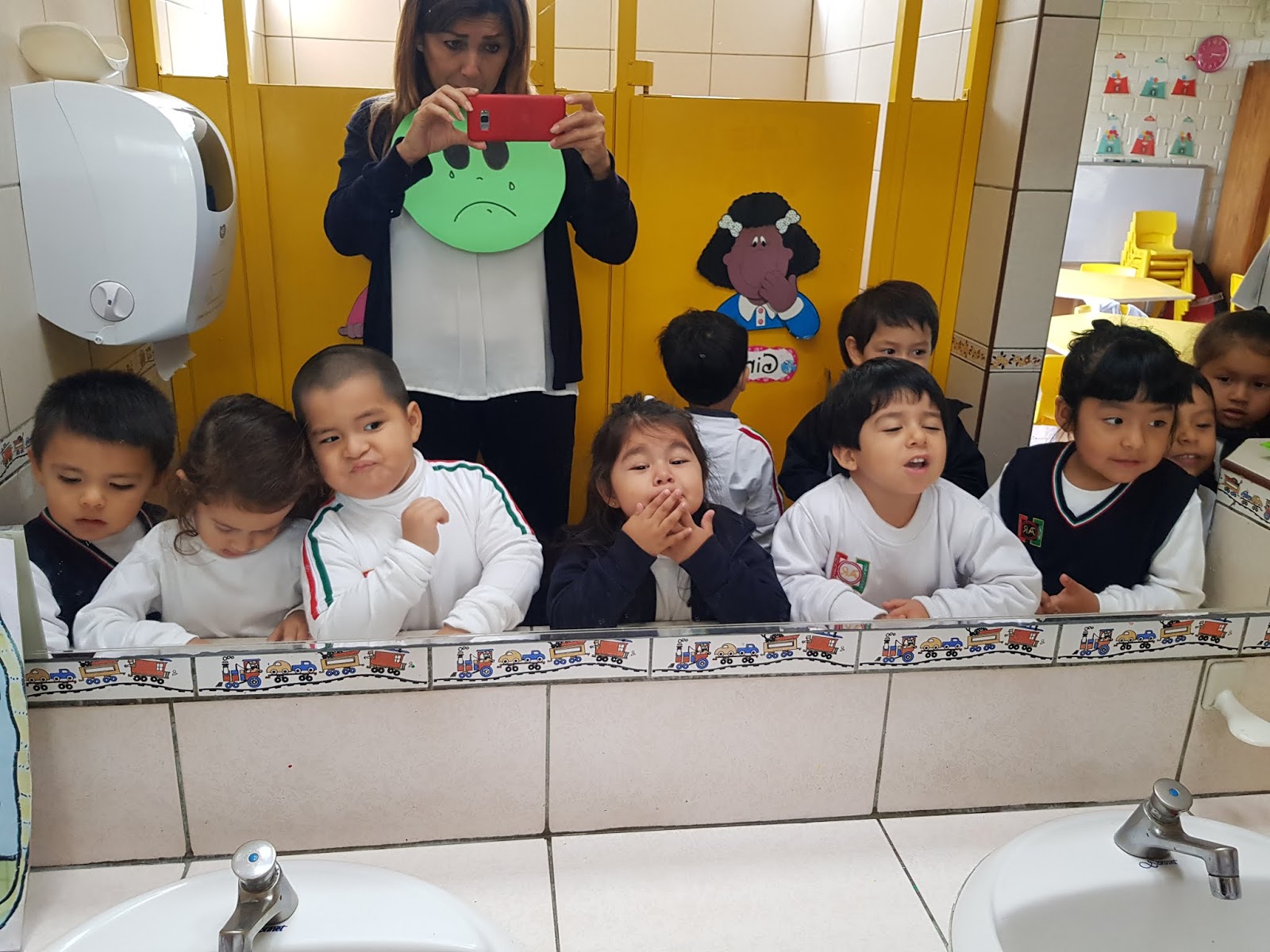 Miss Silvia S Pre kinder English Blog Lesson 5 Feelings Miss Silvia S Pre kinder English Blog Lesson 5 Feelings