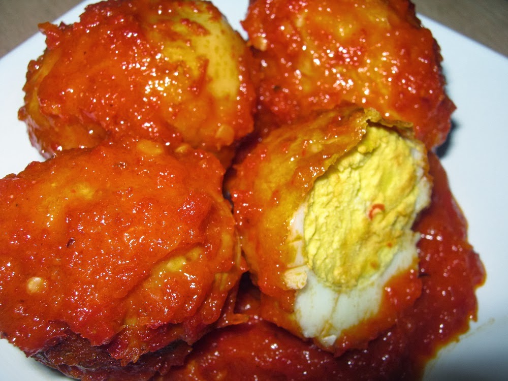 How to Make Indonesian Telur Balado - Spicy Eggs Asian Cooking Recipe ...