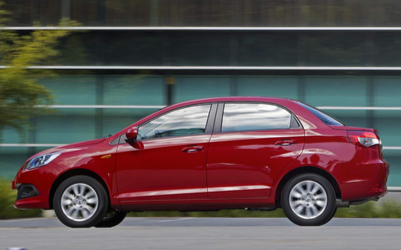 Novo Chery Celer 2015: fotos, vídeo e especificações oficiais