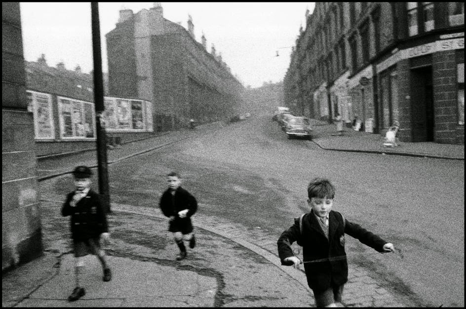 Black and White Photographs of Daily Life in England in 1960 ~ vintage ...