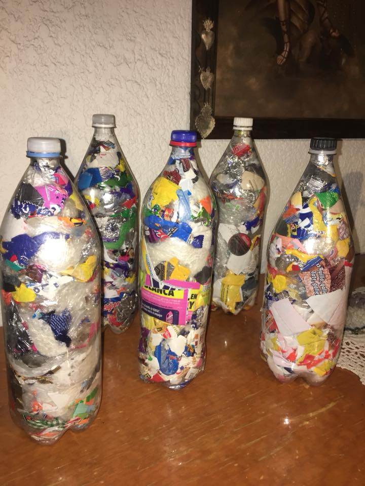 Construcción con ecoladrillos