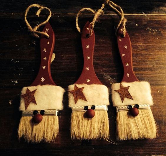 Cozy Creek VIntage Primitives: SIMPLE DIY Primitive Paintbrush Santa Claus!
