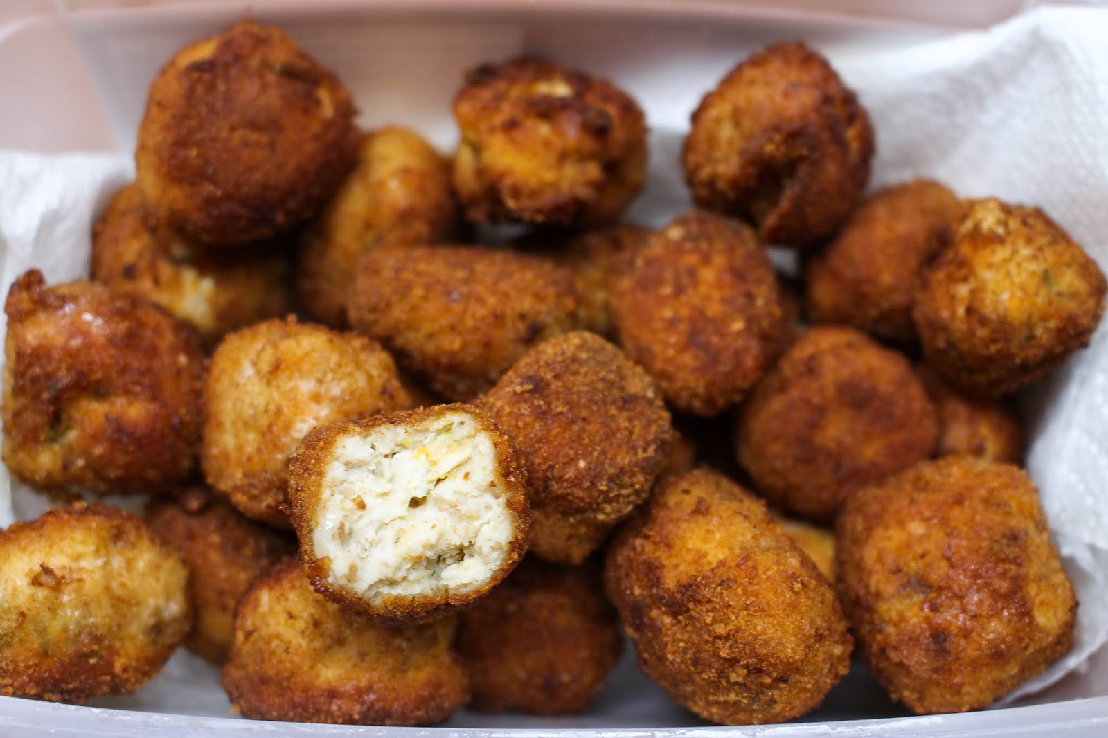 ΜΙΝΙ ΚΟΤΟΜΠΟΥΚΙΕΣ - MINI CHICKEN NUGGETS | Grecian Taste