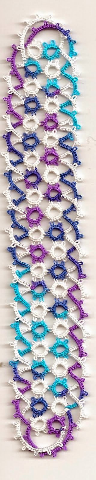 Tattyhead: Simple Celtic Knot Bookmark