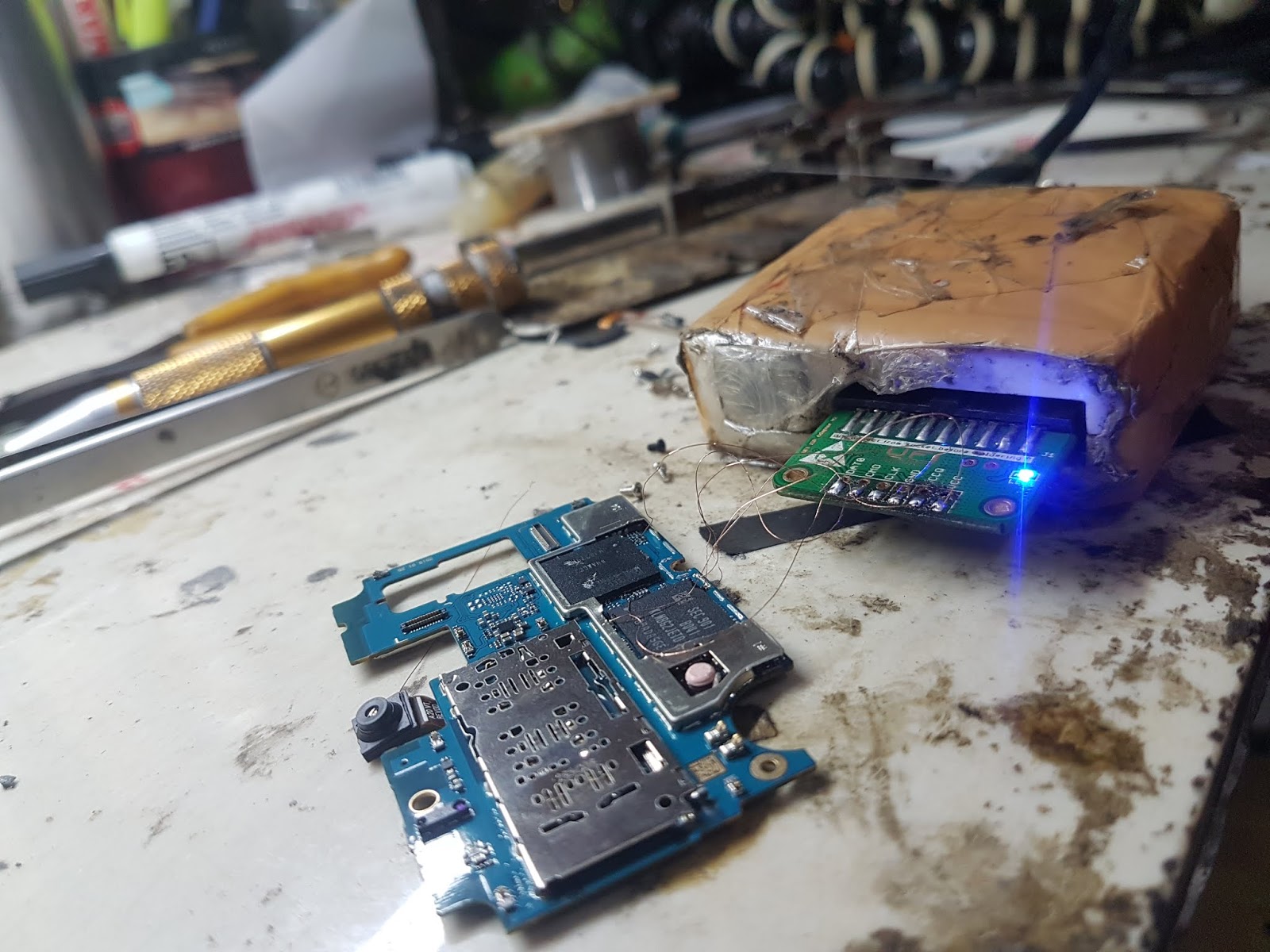 MEDIA CARE TELEKOMUNIKASI INDONESIA: ISP PINOUT SAMSUNG A20 (SM-A205F)