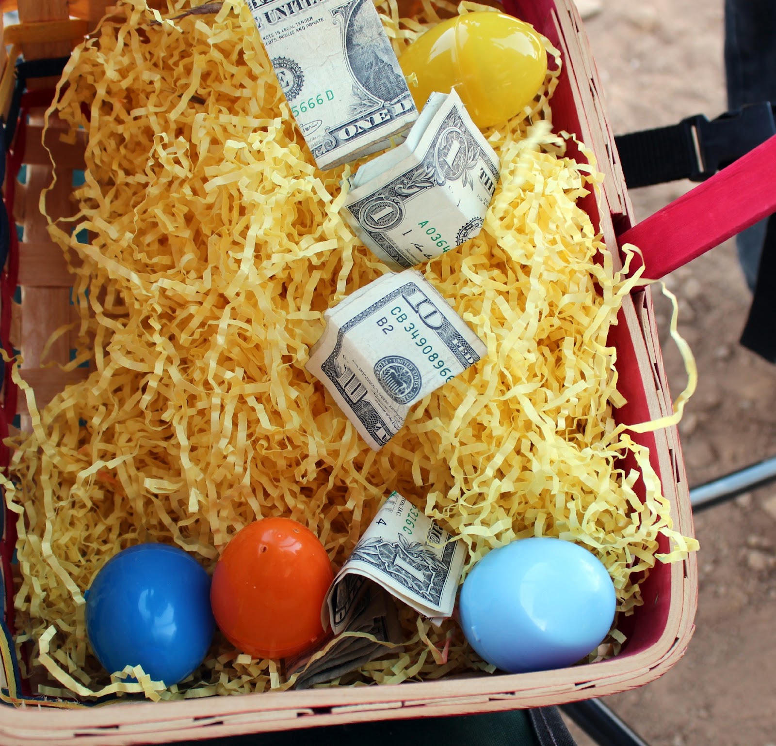 Moore Minutes: Family Easter in the Colorado Outdoors