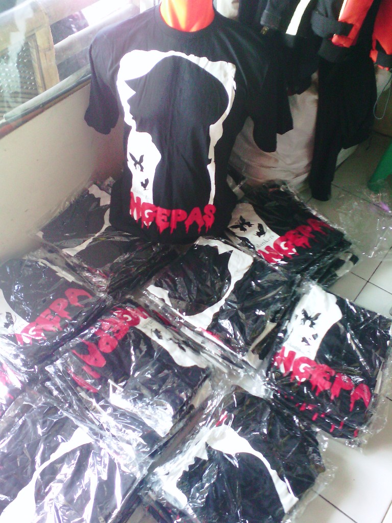 Jasa Sablon Kaos Murah Bagus Rapih dan Berkualitas di Bandung - SABLON ... Jasa Sablon Kaos Murah Bagus Rapih dan Berkualitas di Bandung - SABLON ...