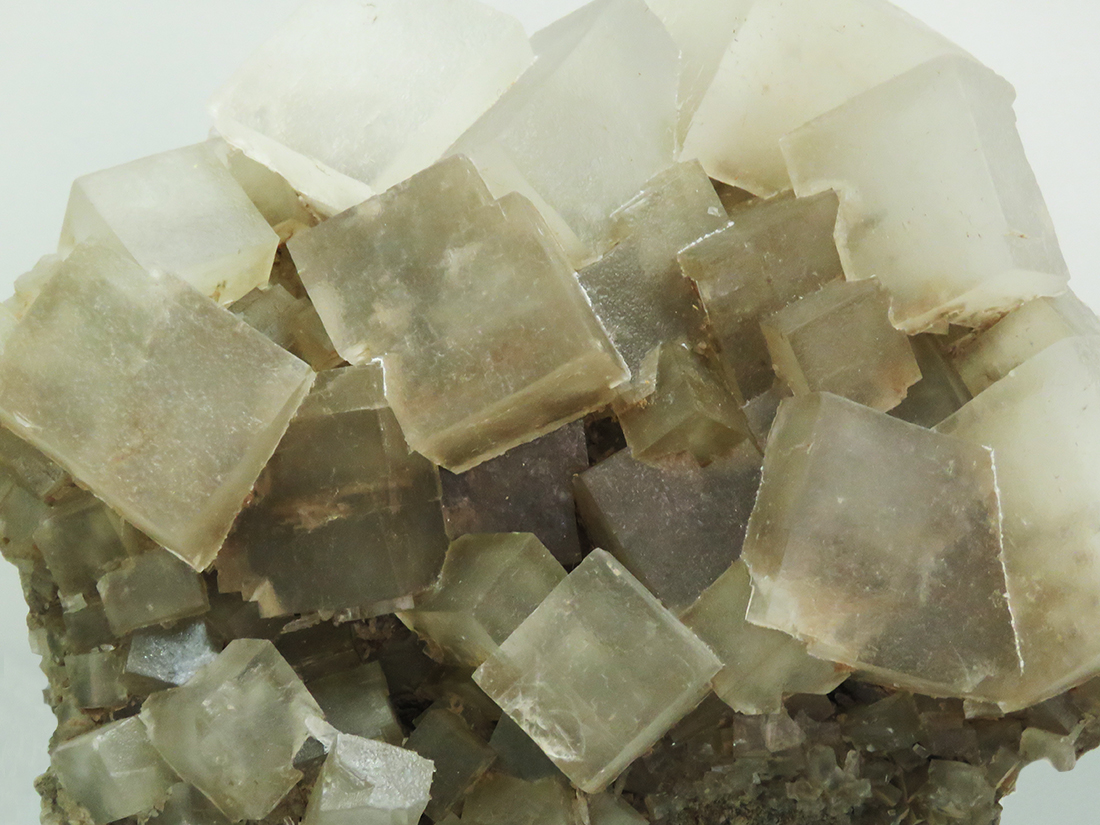 MINERALES: SAL GEMA o HALITA