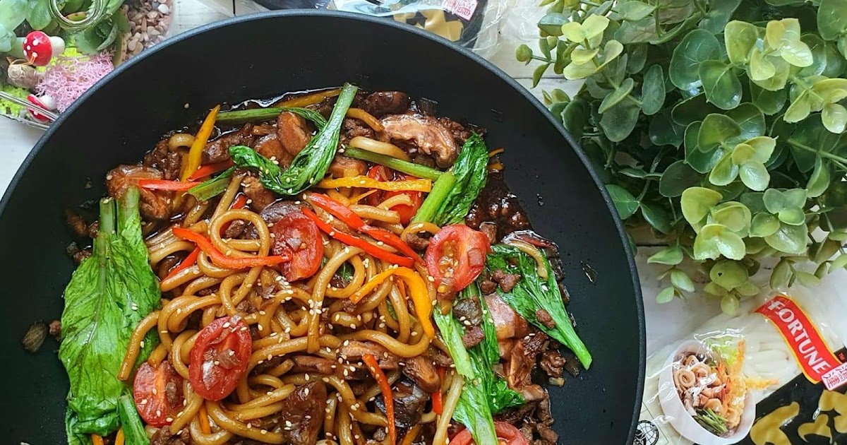 Say My Kitchen: Easy Minced Meat Braised Udon 简易肉碎焖乌东