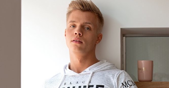 Secret Garden: Robin Rieff