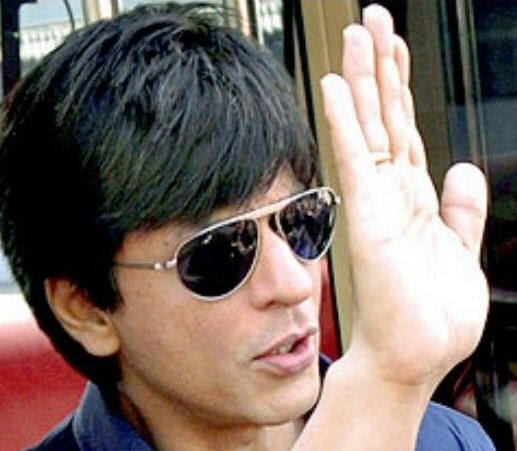 Hand Readings of famous people: Shah Rukh Khan’s hands tell us why and ...