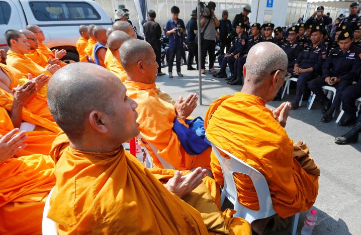 Thai E-News : Thai police search of Buddhist temple fails to turn up ...