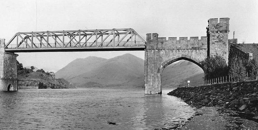 Tour Scotland: Old Travel Blog Photograph Creagan Bridge Loch Creran ...