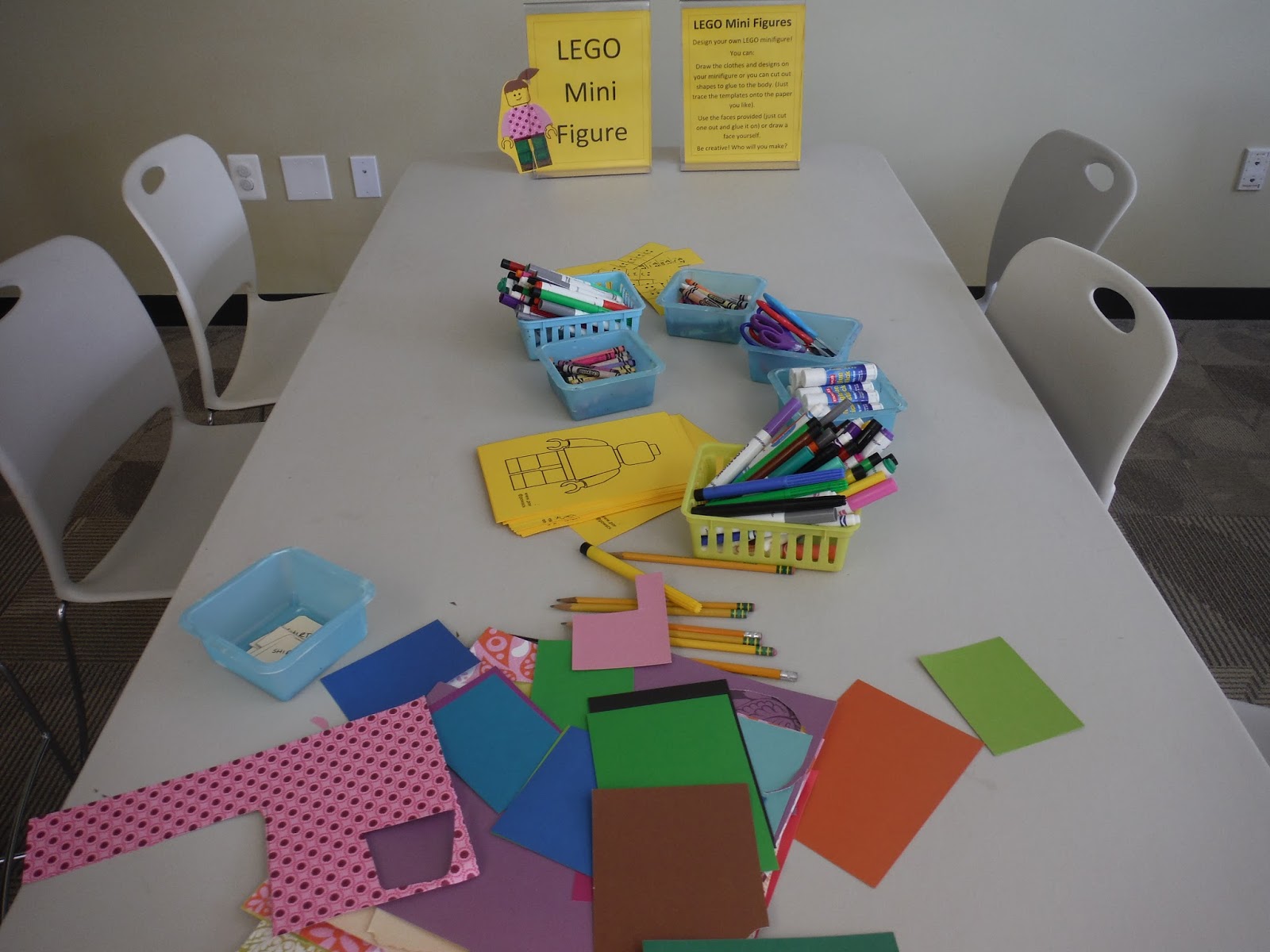 Library Lalaland: A Block Party: a Family Program