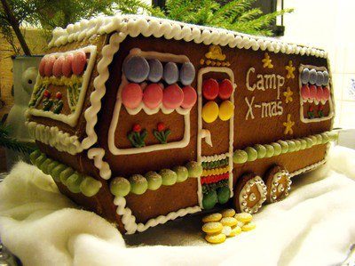 RV Adventures: Love this Gingerbread 'house'