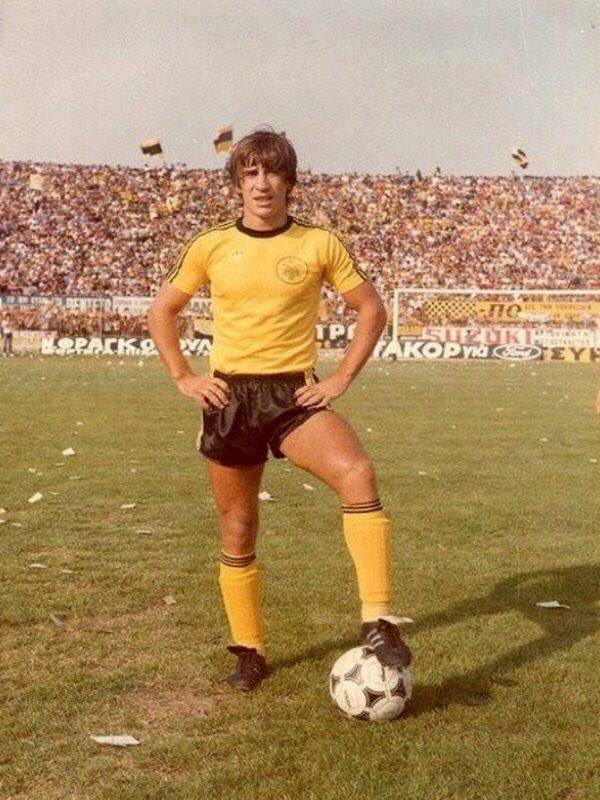 Football Ratings: 10 greatest Greek footballers of all time