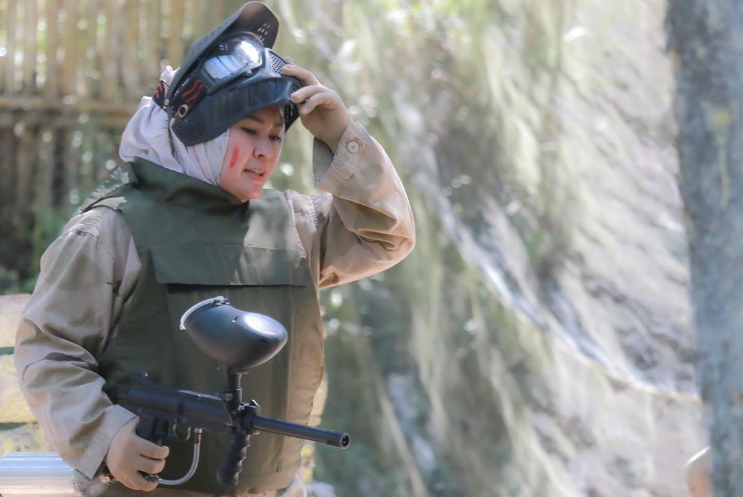 Lima Foto Irna Narulita Jadi Sorotan Netizen - anaberita.com