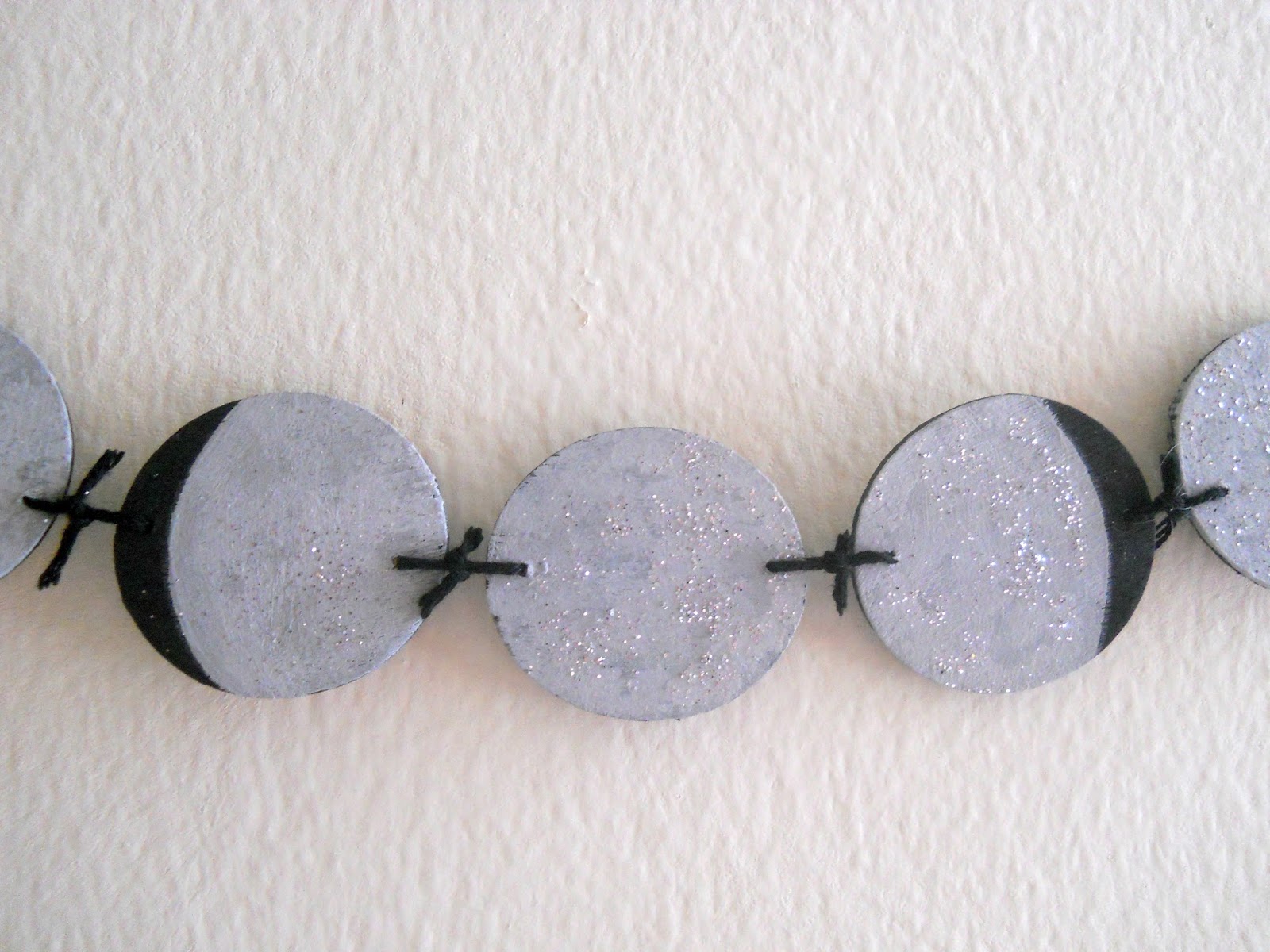 Phases Of The Moon Mini Banner DIY - Running With A Glue Gun
