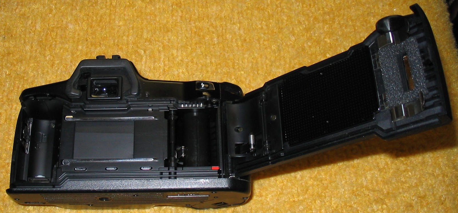 The Chens: The User's Review: Minolta Maxxum 3xi