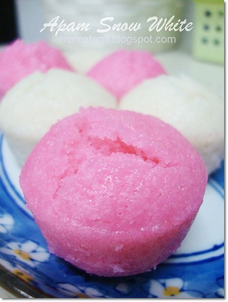 MamaFaMi's Spice n Splendour: Apam Snow White