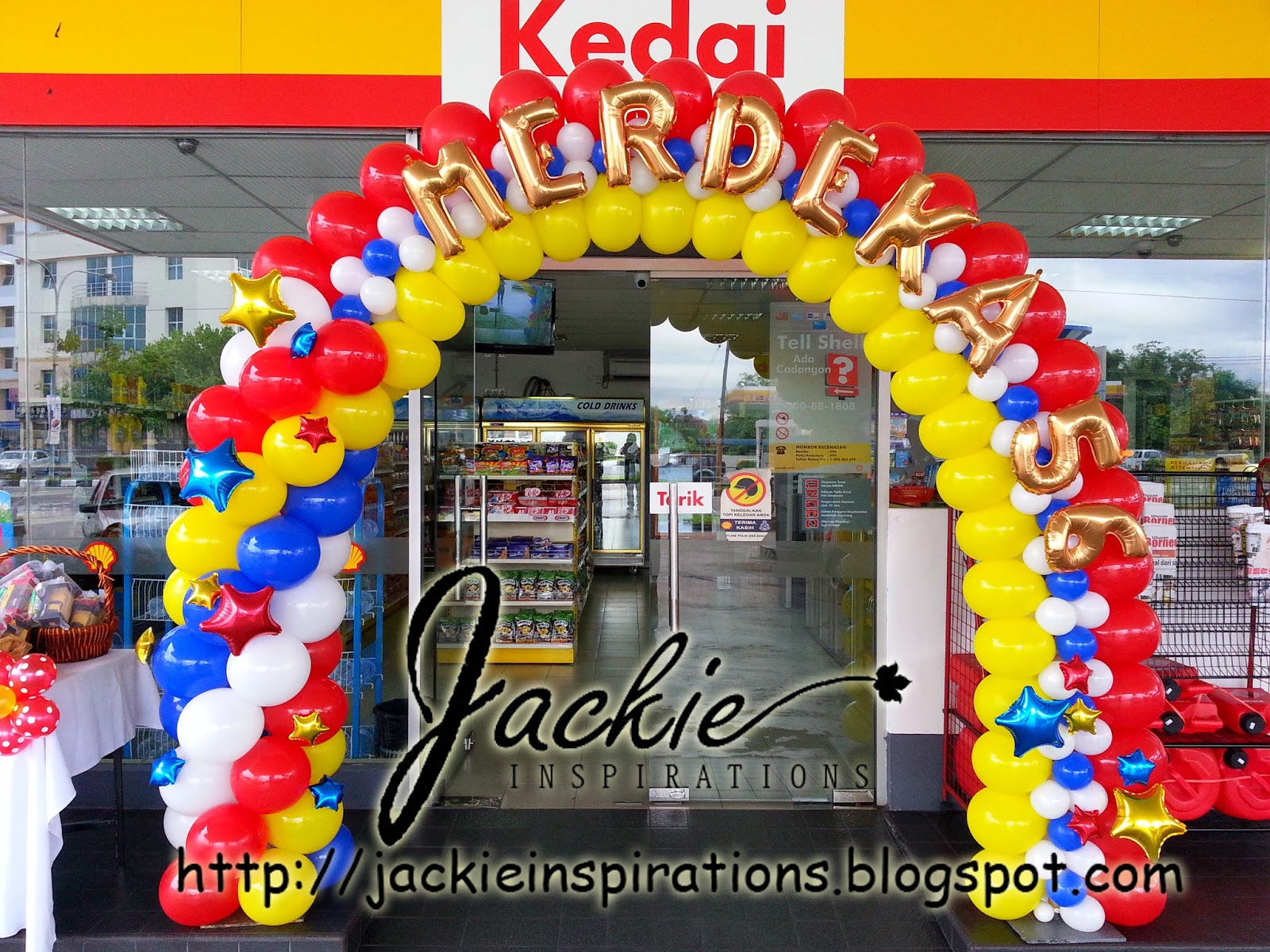 Balloon decorations for weddings, birthday parties, balloon sculptures ...