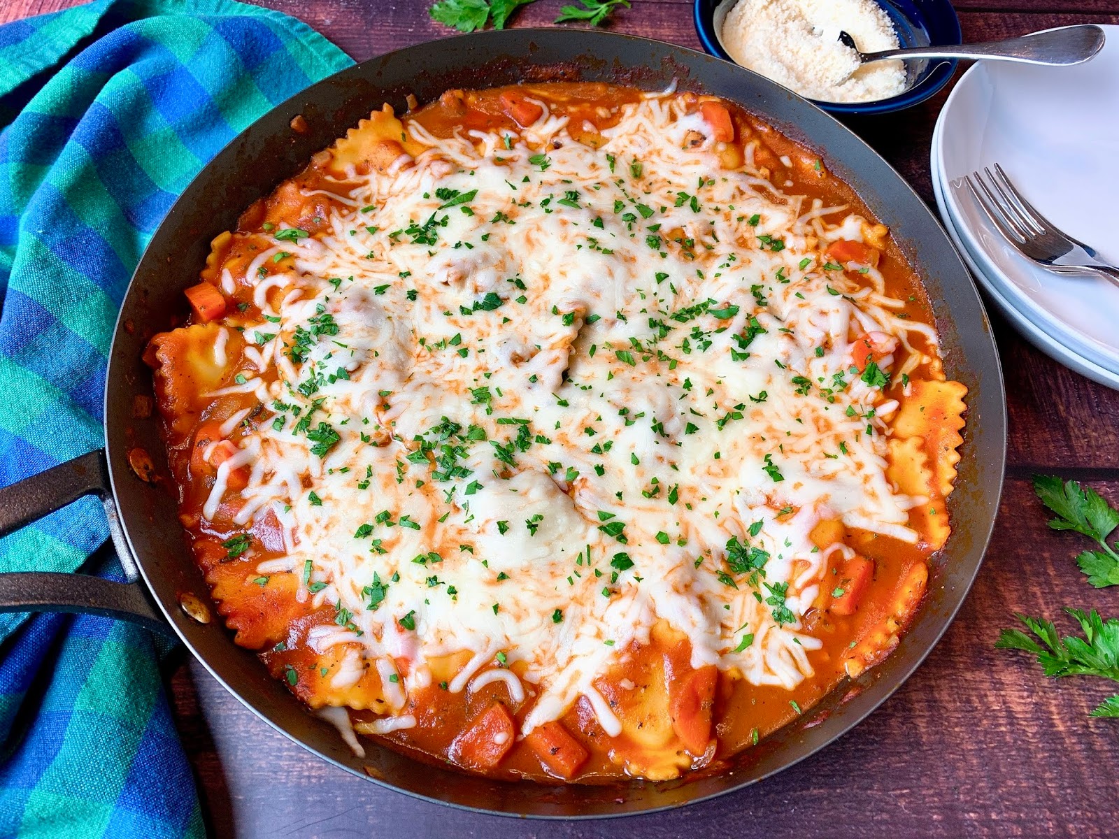 One Pot Cheesy, Saucy Ravioli