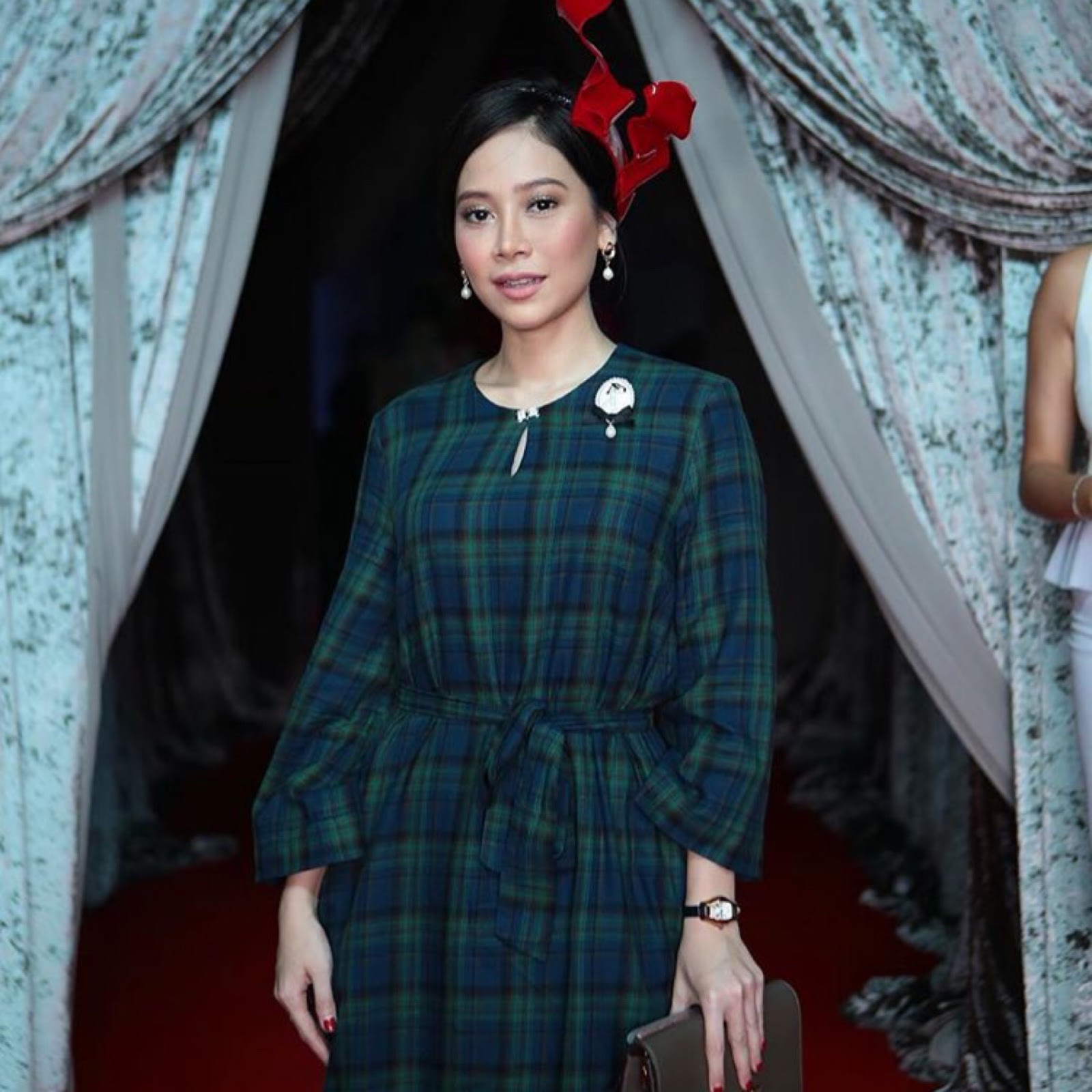 Biodata Farah Nabila