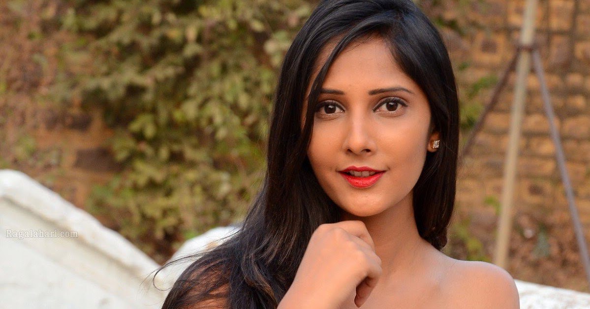 damsel4all: Mahima Kothari