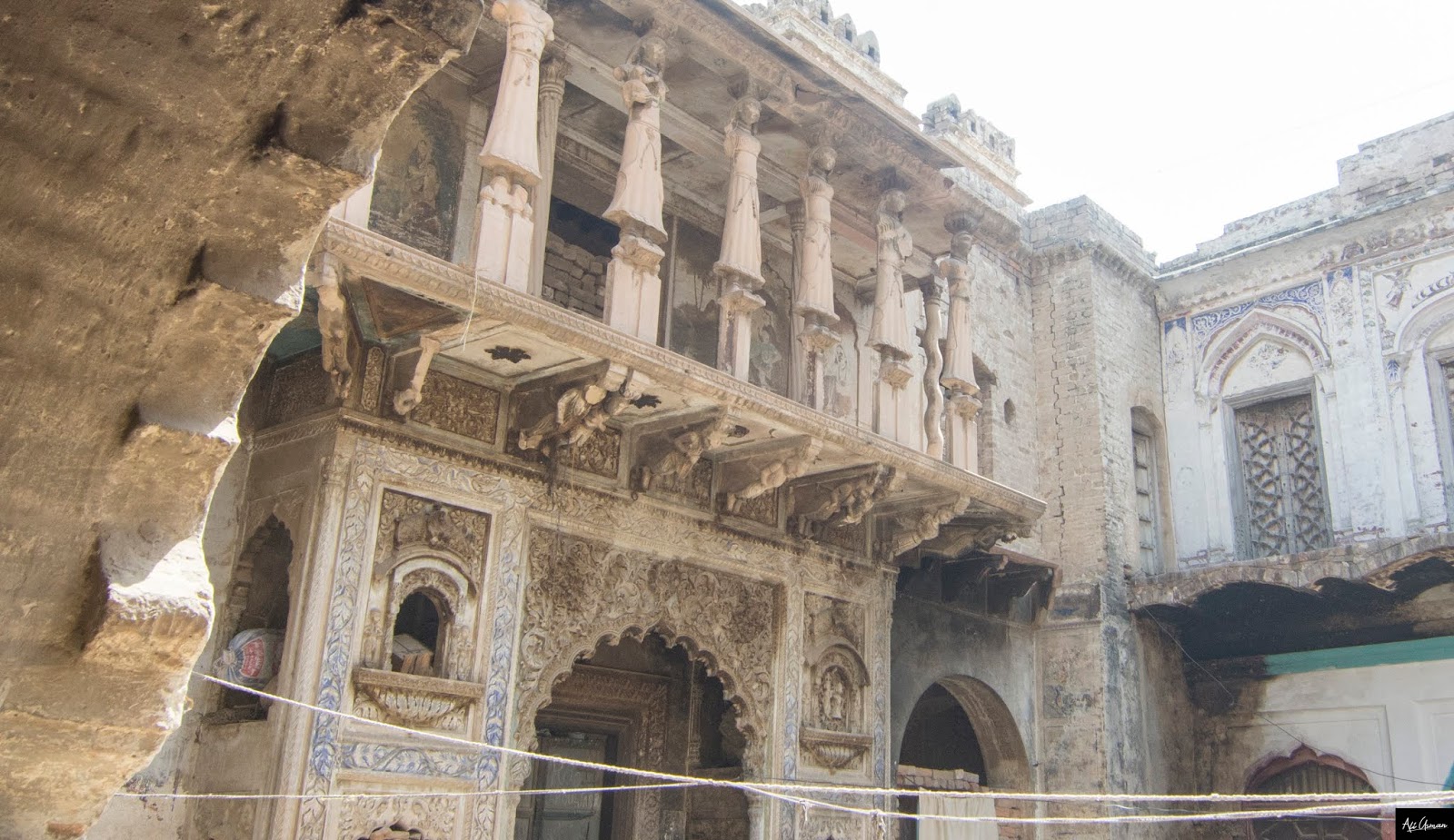 Ali Usman Baig : PARNAMI TEMPLE IN MALKA HANS, PUNJAB, PAKISTAN (2018)