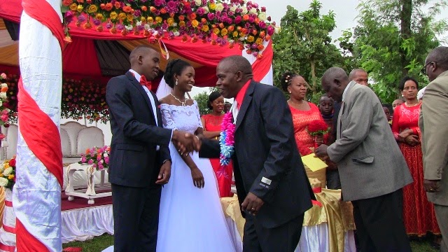 MATUKIO @ MICHUZI BLOG: MBUNGE JOSHUA NASSARI NA ANANDE NNKO WAMEREMETA ...