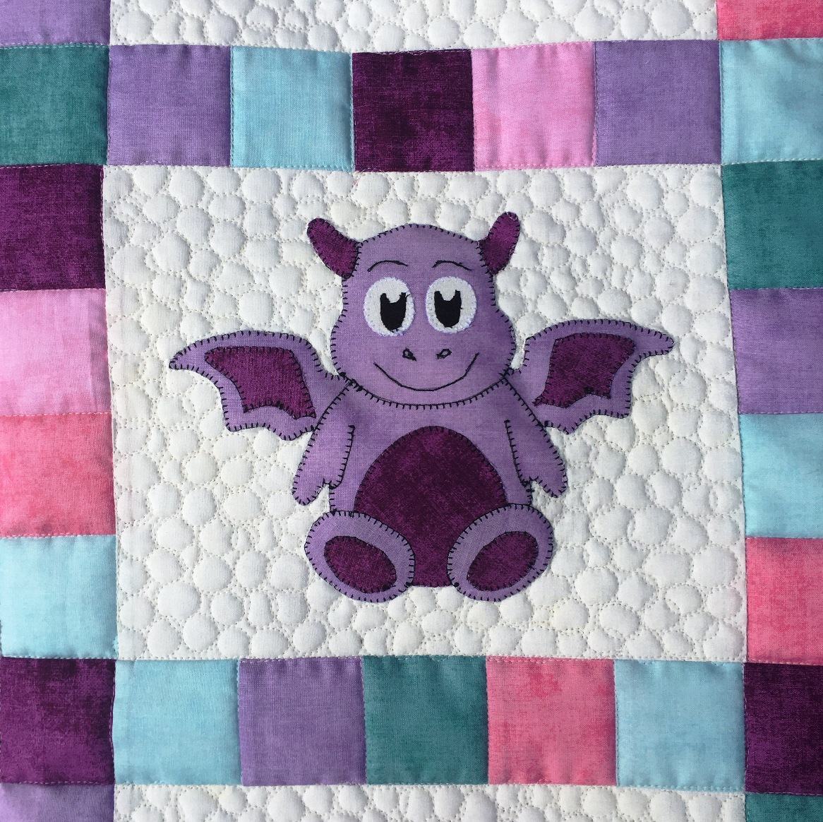 Happy Quilting: Baby Dragon Quilt!!!