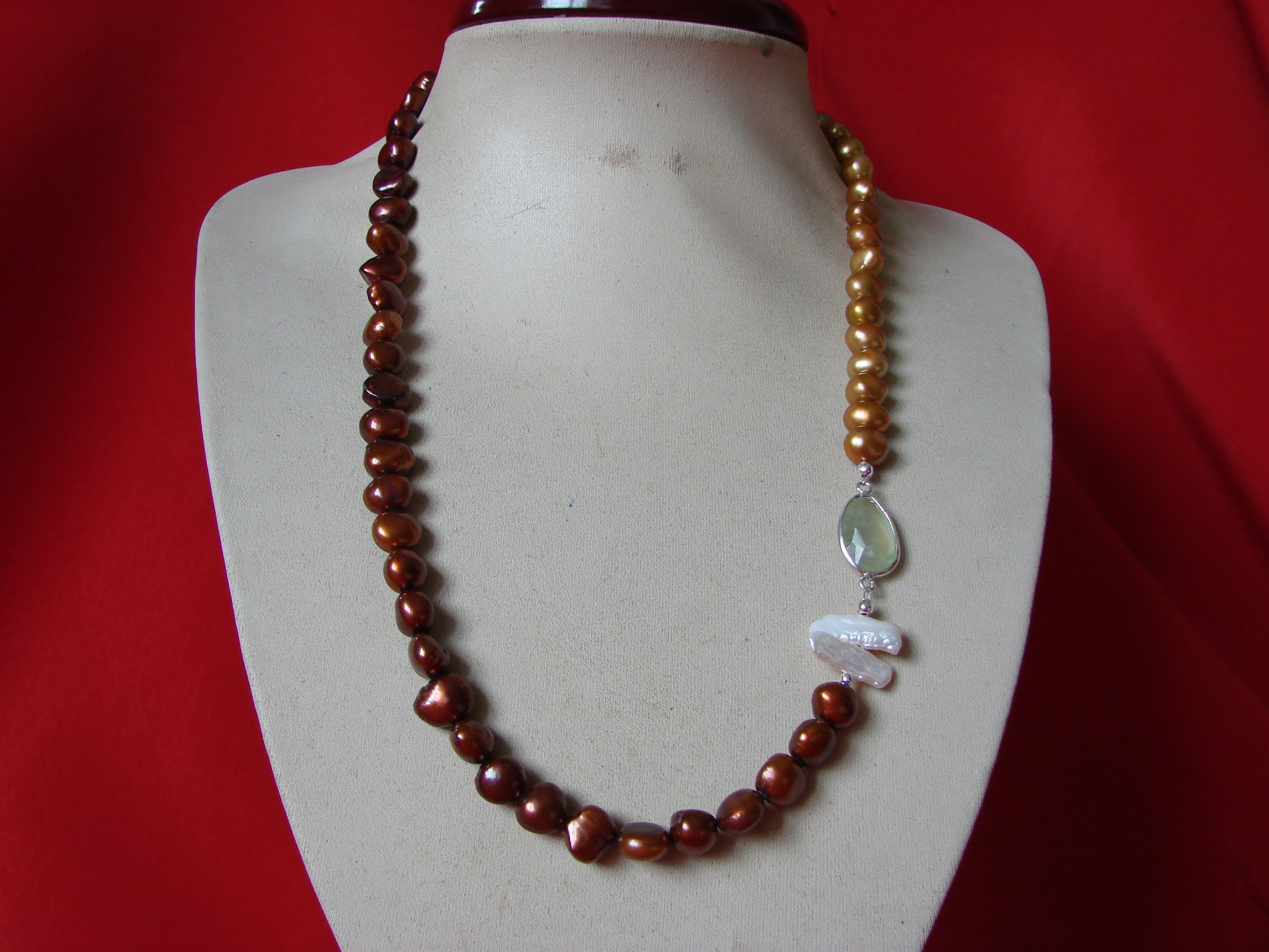 IRI'S DESIGN. BIJUTERII DE STIL! : COLIER PERLE