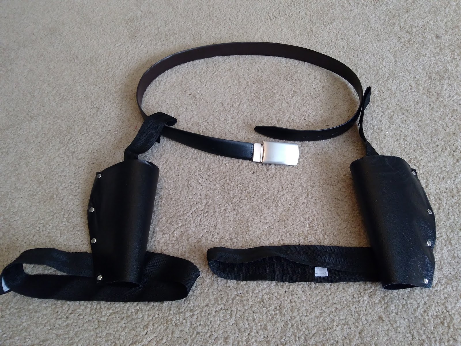 Raypunk Bounty Hunter costume build